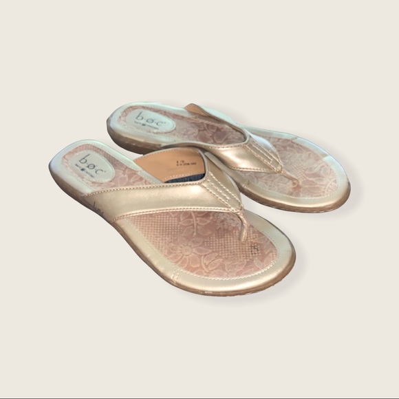 b.o.c. | Shoes | Boc Sandals Size 8 Flip Flops | Poshmark